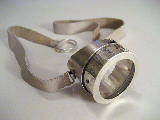 Introvert, a monogoggle – Brandon Rubin